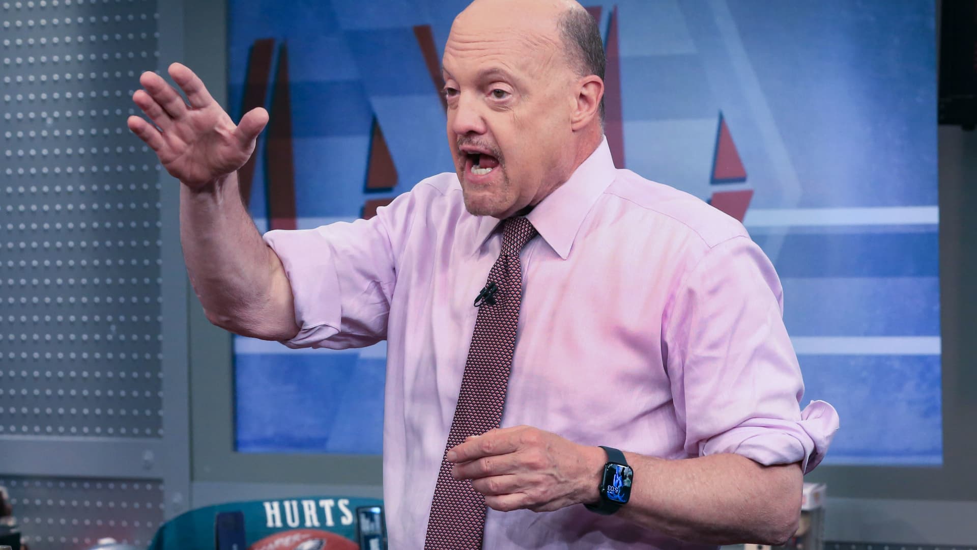 Why Jim Cramer rejects comparing this year's market to 2001 and 2008 ...